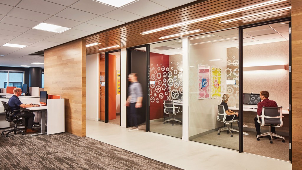 LinkedIn Chicago: Brand Design | Projects | Gensler