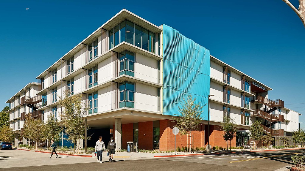 CSULB Parkside North Residence Hall and Housing Administration Building ...