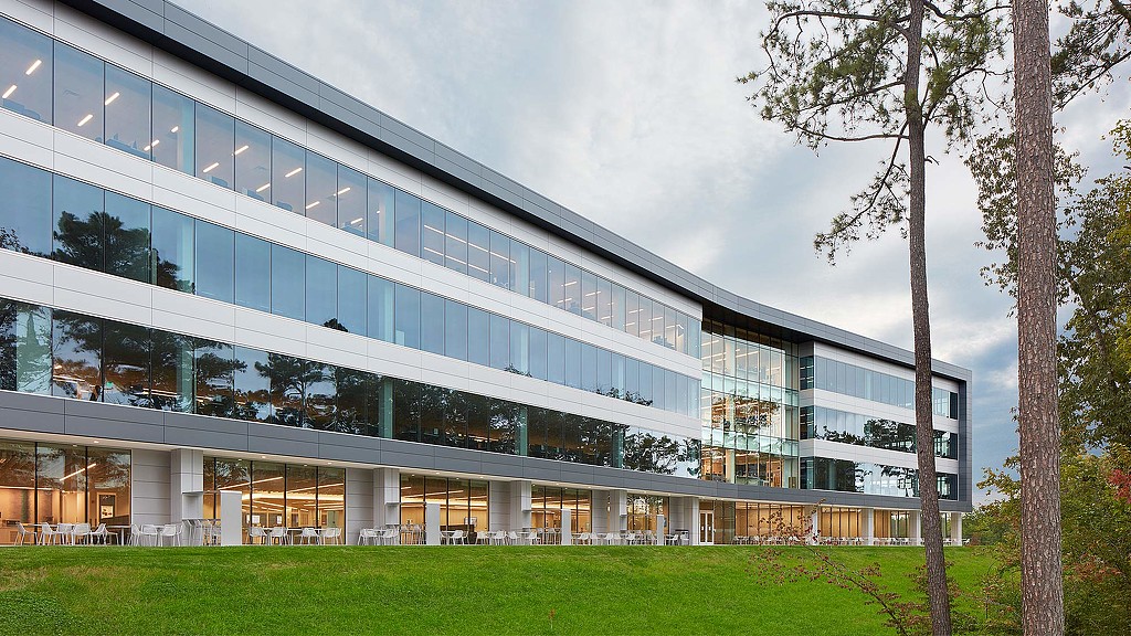 Confidential Financial Client | Projects | Gensler