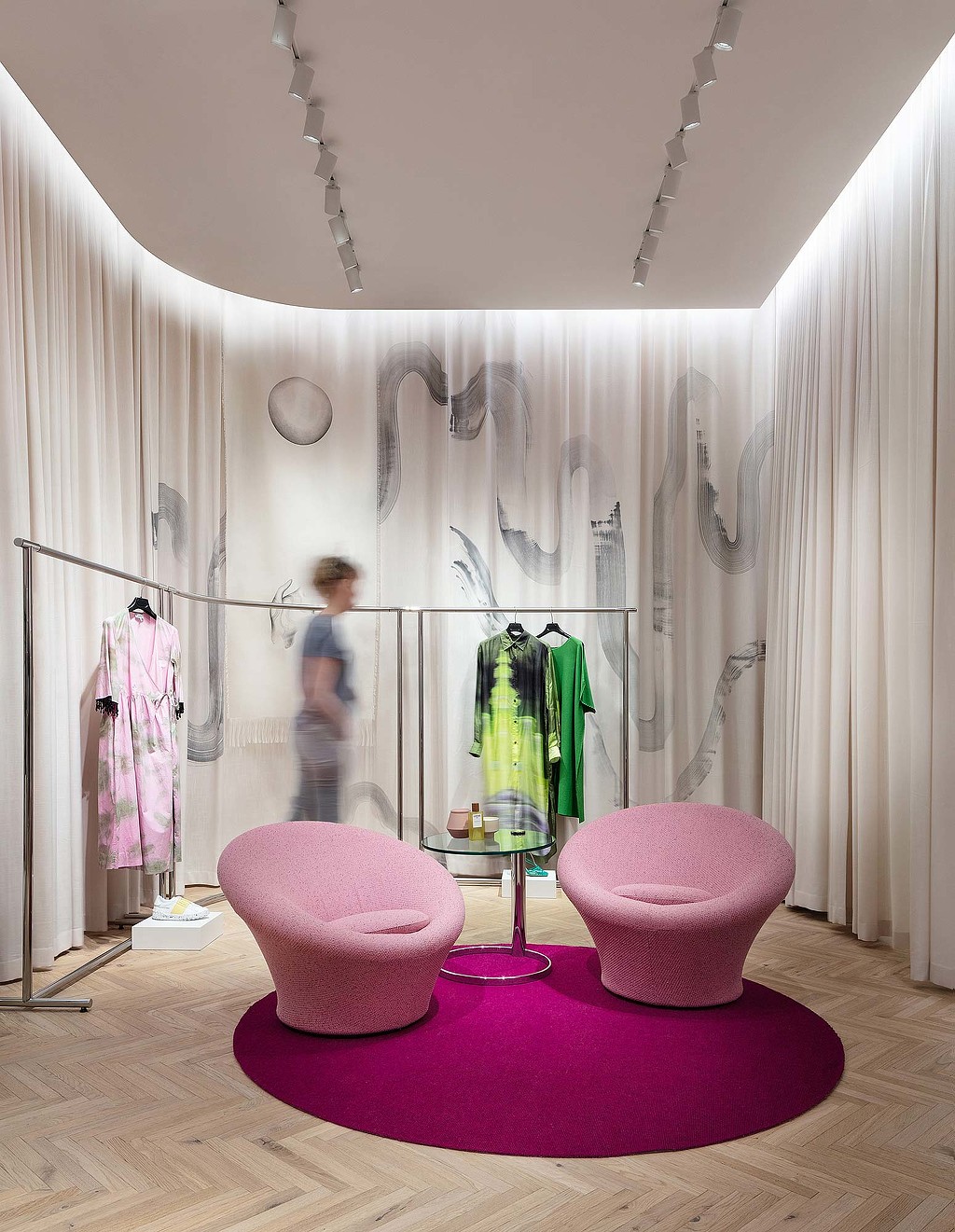 Holt Renfrew The Studio | Projects | Gensler