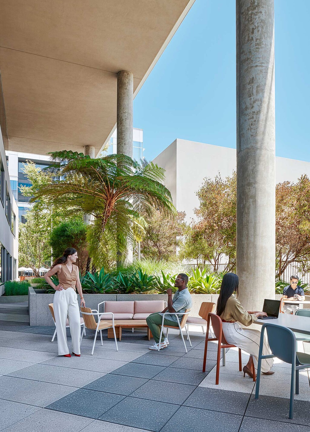 Edelman Los Angeles | Projects | Gensler