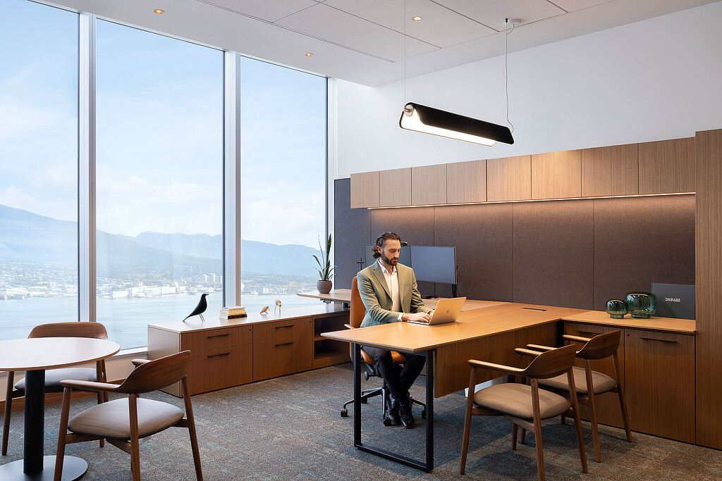 Confidential Resources Company Executive Office | Gensler