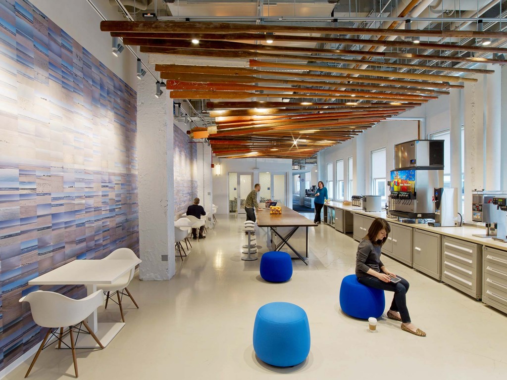 Motorola Mobility: Brand Design | Projects | Gensler