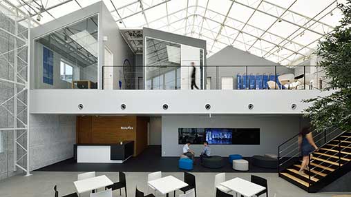 MakMax Flex Experience Center | Projects | Gensler