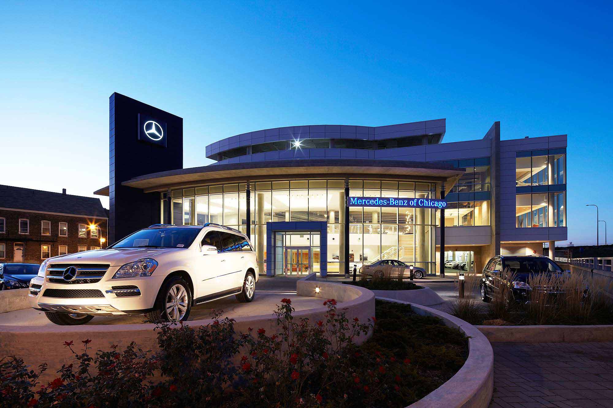 Fletcher Jones Mercedes-Benz of Chicago | Projects | Gensler