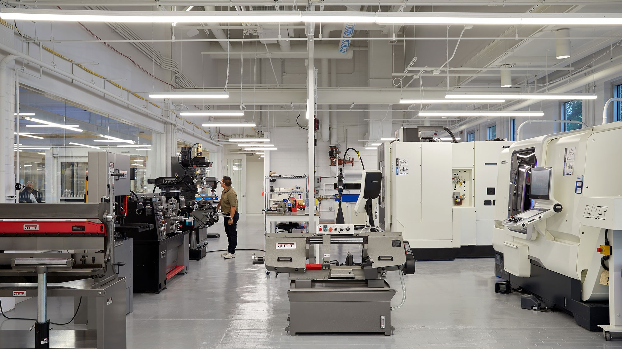 Center for Device Innovation @ TMC | Projects | Gensler