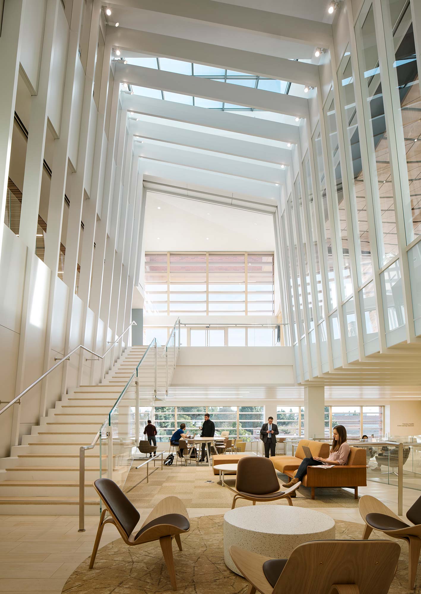 UCLA Anderson Marion Anderson Hall | Projects | Gensler