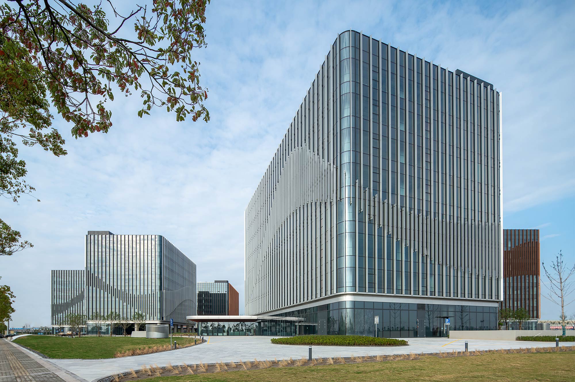 Lingang Sci-Tech City Innovation Cube Phase I: Zhijing Technology ...